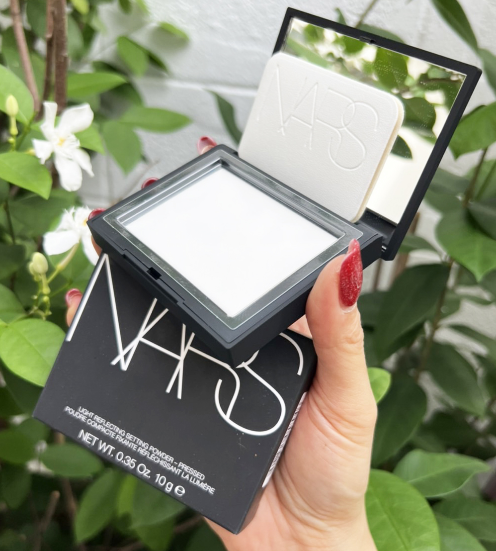 NARS Light Reflecting Setting Powder Pressed 10g. #Translucent Crystal (เคาเตอร์ 1,700฿)