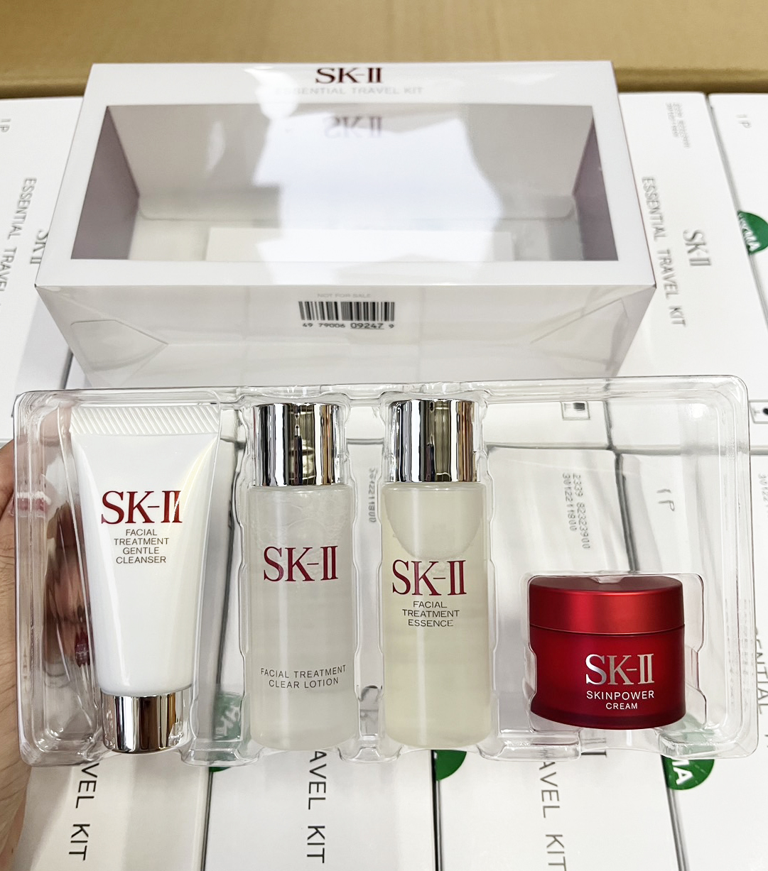 เซทกล่องพลาสติก SK-II Essential Travel Kit